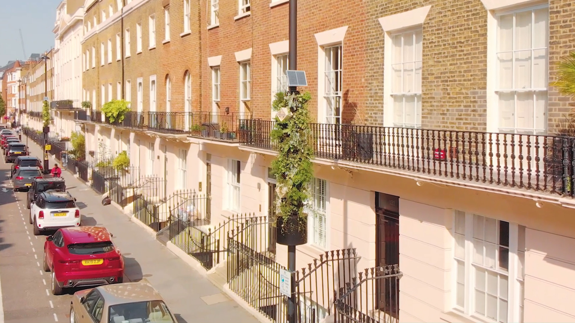 Living Pillar Scotscape & Grosvenor launch Smart Pillar